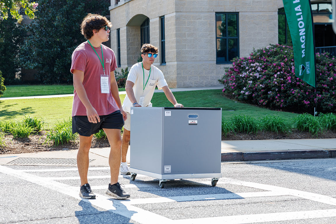 Move Up Day Brings Energy and Enthusiasm For Fall Semester - USC Upstate