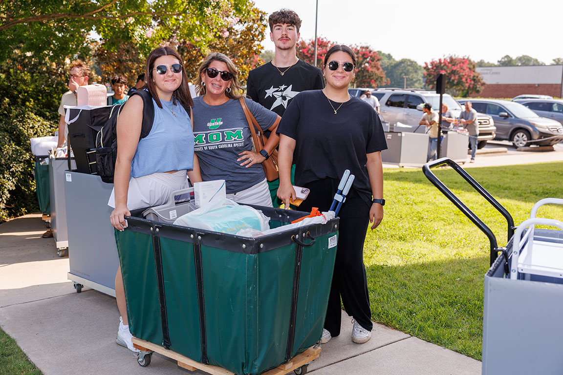 Move Up Day Brings Energy and Enthusiasm For Fall Semester - USC Upstate